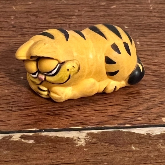 Vintage | Accents | Vintage Garfield Mini Rubber Figurine | Poshmark
